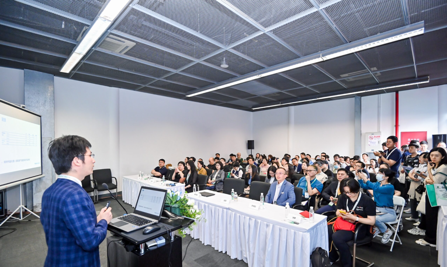 CPHI China世界制药原料中国展 - 为何选择参观CPHI China？